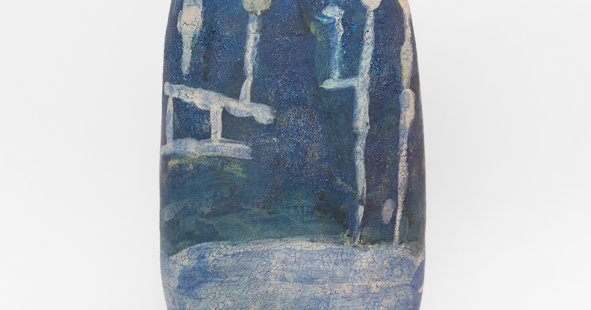 Kate Dorrough receives Award for Excellence in the Clunes Ceramic Award ...